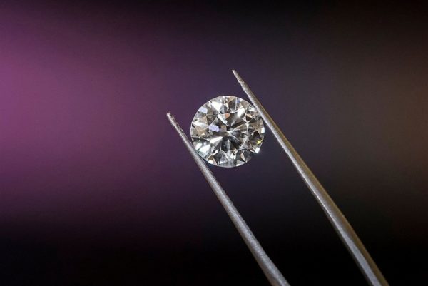 Diamant VVS : les secrets d’une pierre d’exception